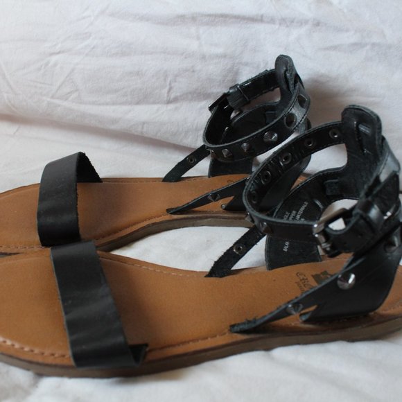 Crown Vintage | Shoes | Crown Vintage Dangle Womens Black Leather ...